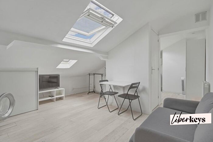 Appartement 1 pièce à Charenton-le-Pont, Ilôt du Pont, à vendre