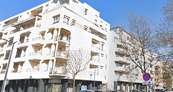 Grenoble, Village Olympique - Appartement 4 pièces à vendre