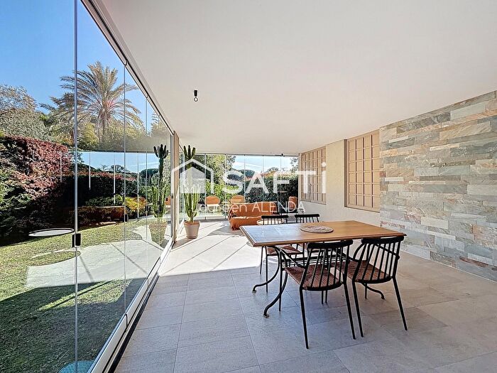 Appartement à vendre - Saint-Raphaël, Veyssières - 4 pièces - 3 chambres