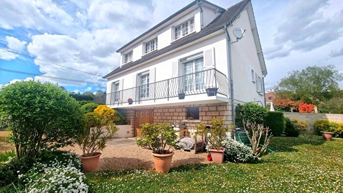 Maison à vendre - Triel-sur-Seine - 6 pièces - 5 chambres