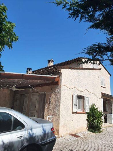 Plans, Villeneuve-Loubet : Appartement 1 pièce à louer