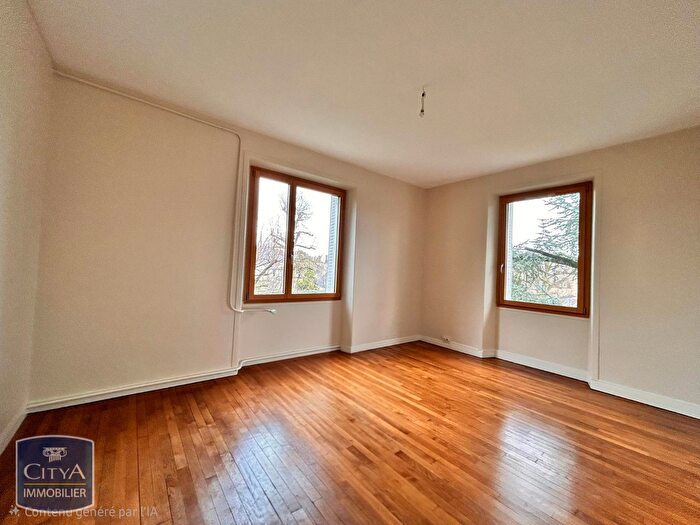 Appartement à louer - Laval, Hilard - 3 pièces - 2 chambres