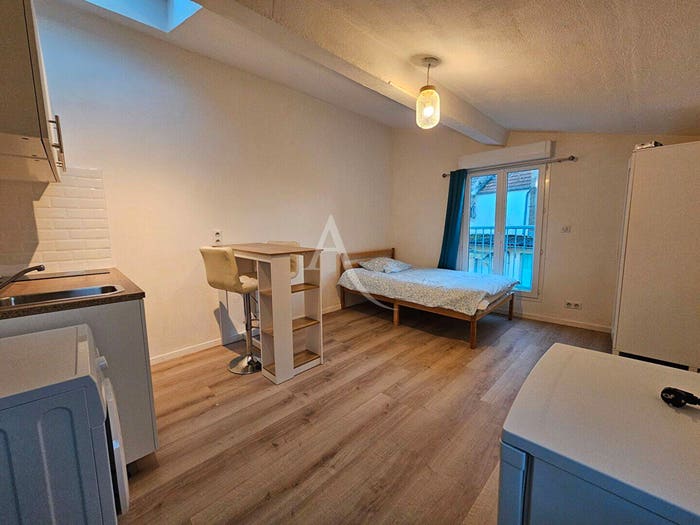 Appartement 1 pièce à Juziers, à louer