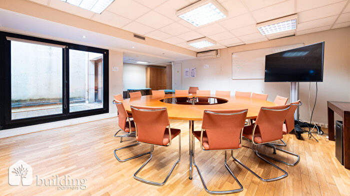 Appartement à vendre - Paris e , Dauphine - 9 pièces