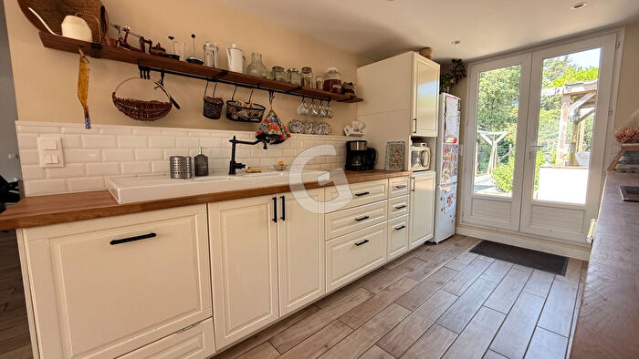 Maison 5 pièces à Le Bernard, à vendre