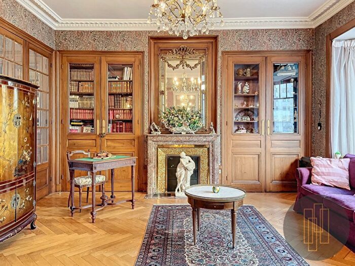 Appartement à vendre - Lyon e , Les Brotteaux - 5 pièces - 3 chambres