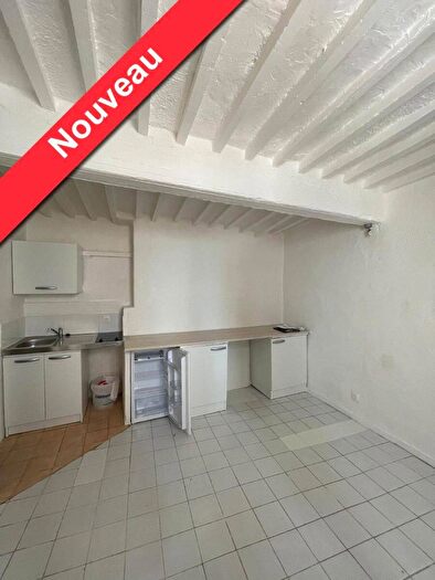 Centre Ville, Aix-en-Provence : Appartement 1 pièce à louer
