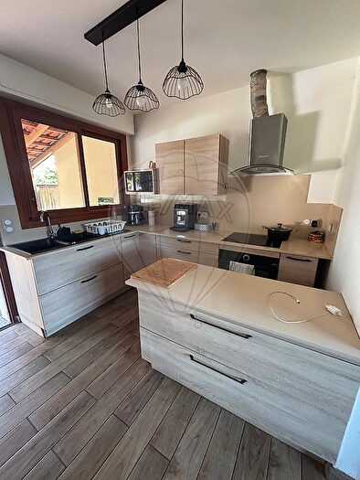Préchacq-les-Bains : Maison 4 pièces à vendre