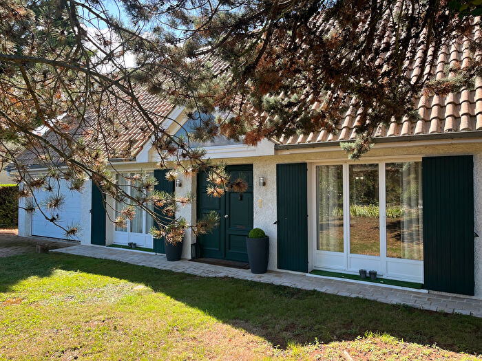 Maison à vendre - Lissieu - 8 pièces - 6 chambres