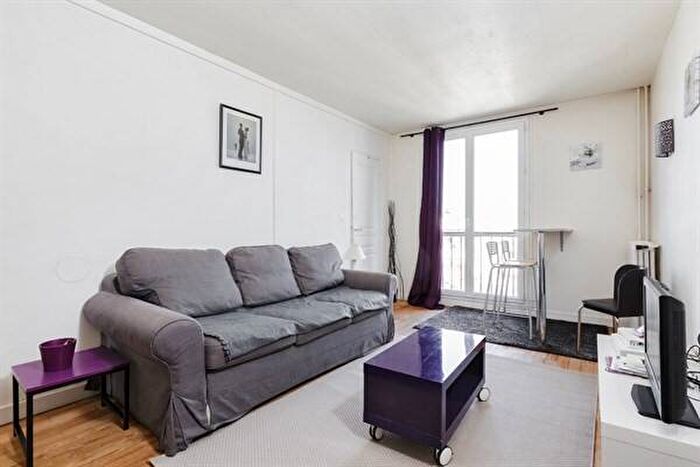 Appartement à louer - Epinettes, Issy-les-Moulineaux - 3 pièces - 2 chambres