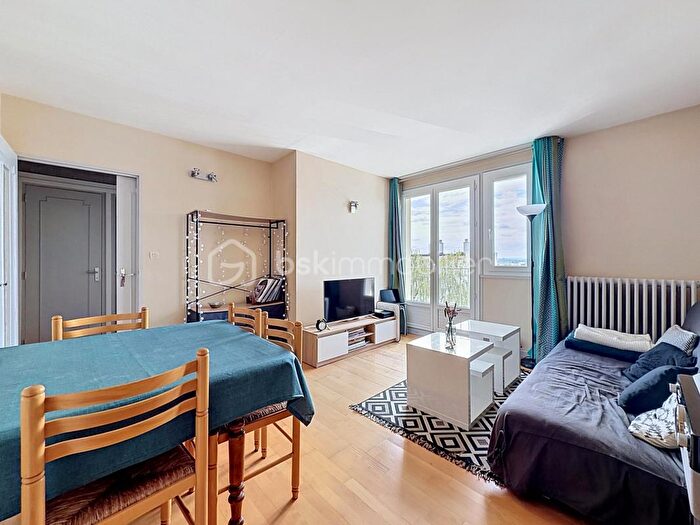 Caen, Pierre Heuzé : Appartement 3 pièces à vendre
