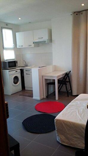 Centre Ville, Aubervilliers - Appartement 1 pièce à louer