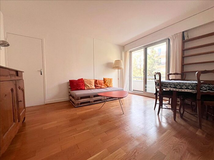 Appartement 2 pièces à louer à Paris 13ème, Croulebarbe