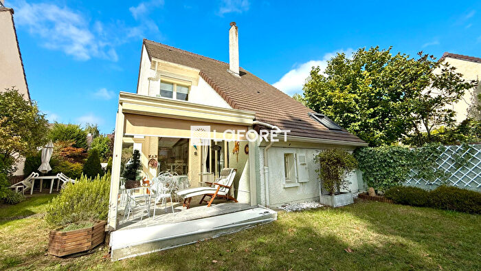 Maison à vendre - Chantilly - 4 pièces - 3 chambres