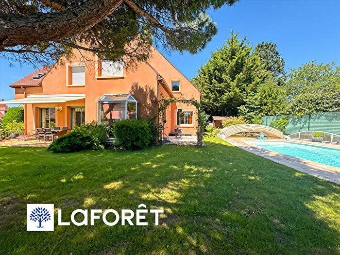 Maison 8 pièces à vendre à Villemoisson-sur-Orge
