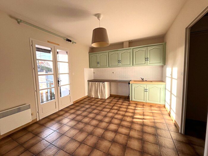 Appartement 3 pièces à Nord, Sainte-Livrade-sur-Lot, à louer