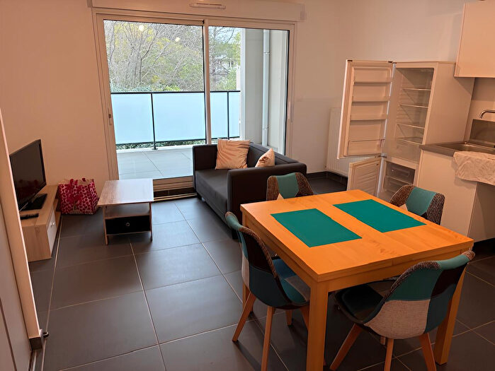 Appartement à louer - Castelnau-le-Lez, Clairval, Dahlias - 2 pièces - 1 chambre