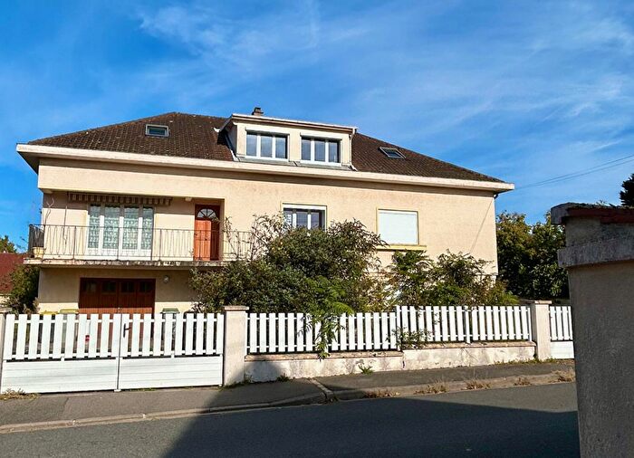 Maison à vendre - Nevers, Eduens Montapins - 12 pièces - 9 chambres