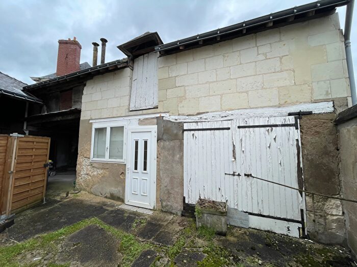 Maison à vendre - Vernantes - 2 pièces - 1 chambre