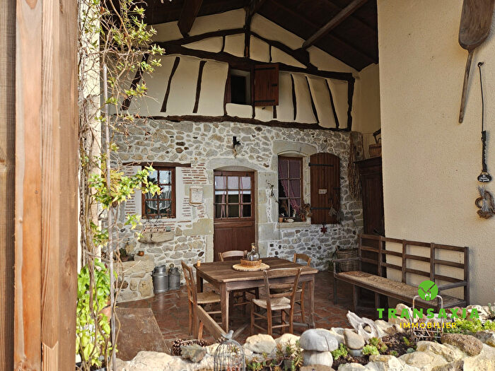 Sigalens : Maison 12 pièces à vendre