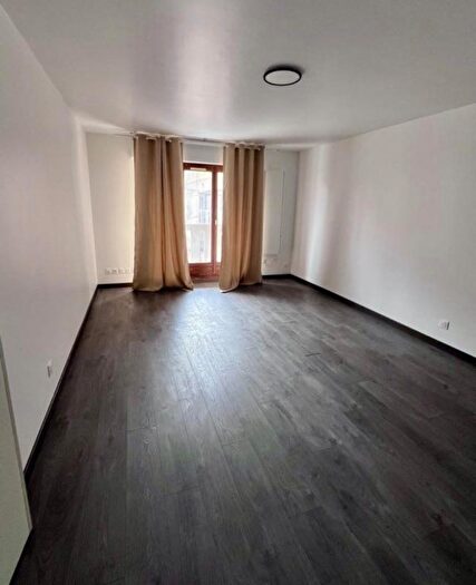 Cergy, Axe Majeur, Horloge : Appartement 3 pièces à louer