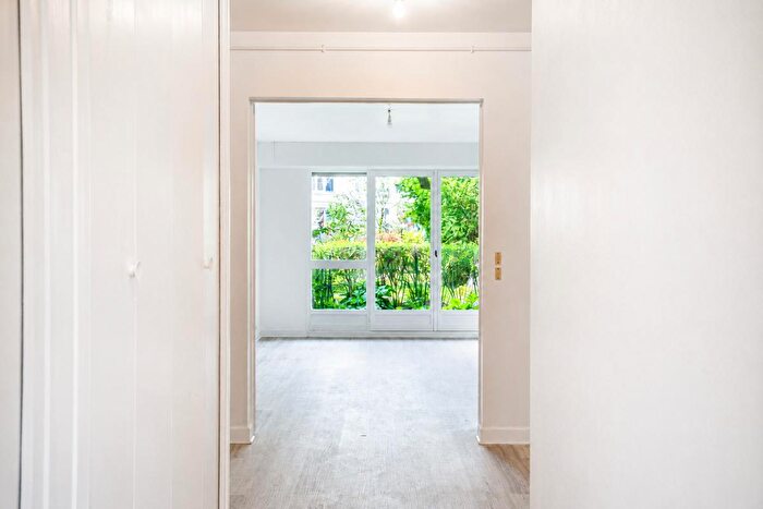 Nanterre, Centre-ville : Appartement 3 pièces à vendre