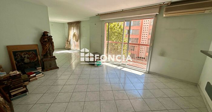 Appartement à vendre - Marseille e , Sainte-Marguerite - 4 pièces - 3 chambres