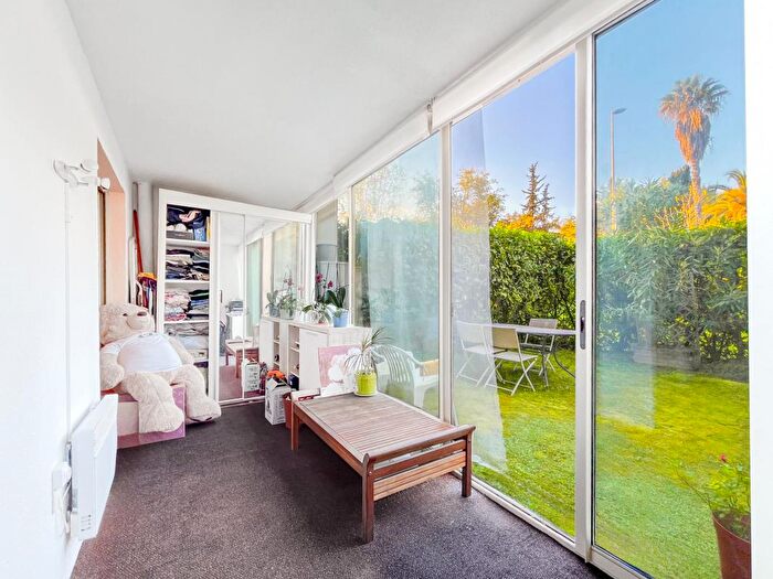 Appartement à vendre - Cannes, Croix des Gardes - 2 pièces - 1 chambre