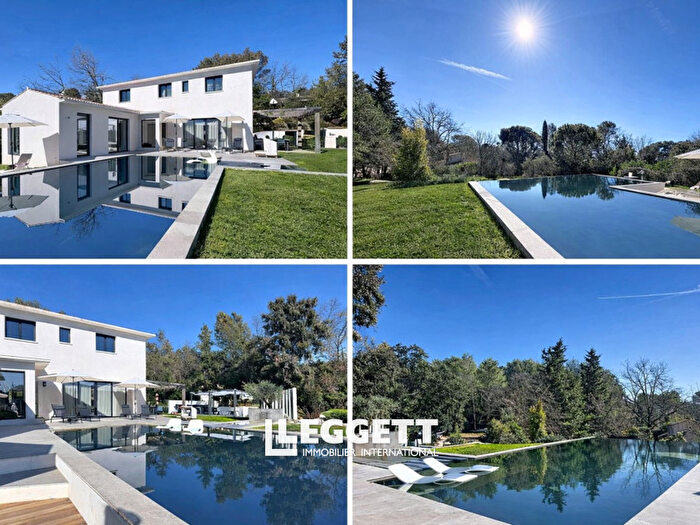 Maison à vendre - Roquefort-les-Pins - 8 pièces - 7 chambres