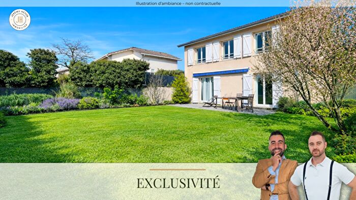 Maison à vendre - Charvieu-Chavagneux - 5 pièces - 4 chambres