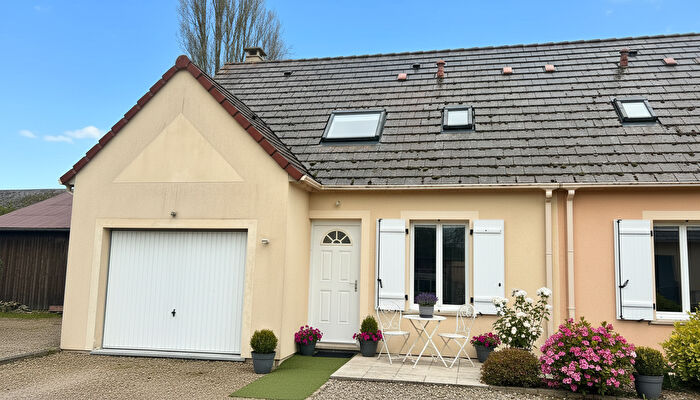 Maison à vendre - Nogent-le-Phaye - 5 pièces - 3 chambres