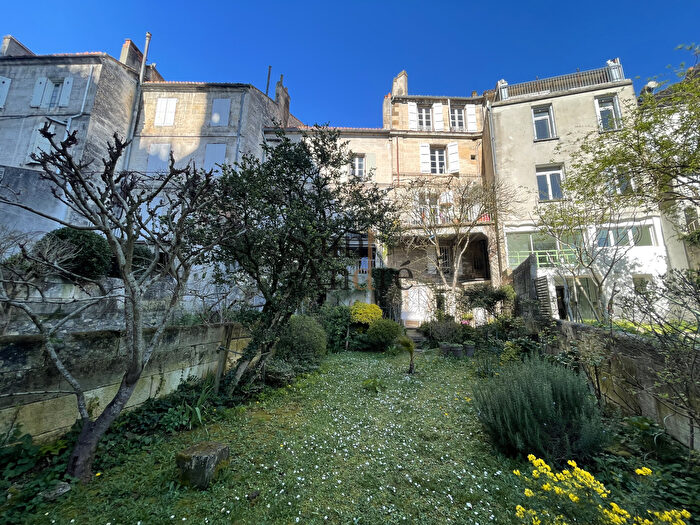 Maison à vendre - Angoulême, Saint-Gelais - 6 pièces - 4 chambres