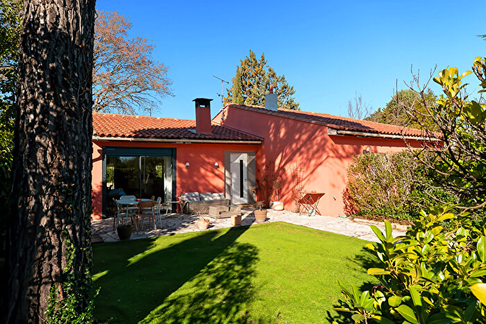 Maison à vendre - Cabriès - 4 pièces - 3 chambres