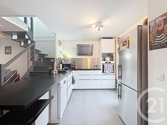 Maison à vendre - Corbeil-Essonnes, Pressoir, Prompt - 4 pièces - 3 chambres