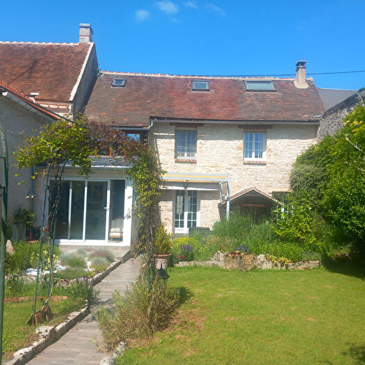 Maison 5 pièces à vendre à Briarres-sur-Essonne