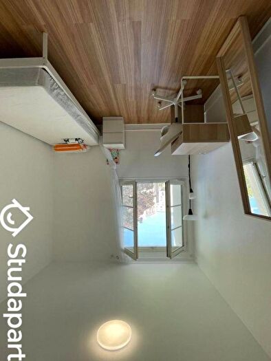 Appartement à louer - Petit Colombes-Charles de Gaulle - 1 pièce - 1 chambre