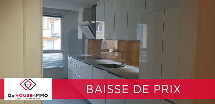 Appartement à vendre - Riedisheim, Centre-ville - 5 pièces - 3 chambres