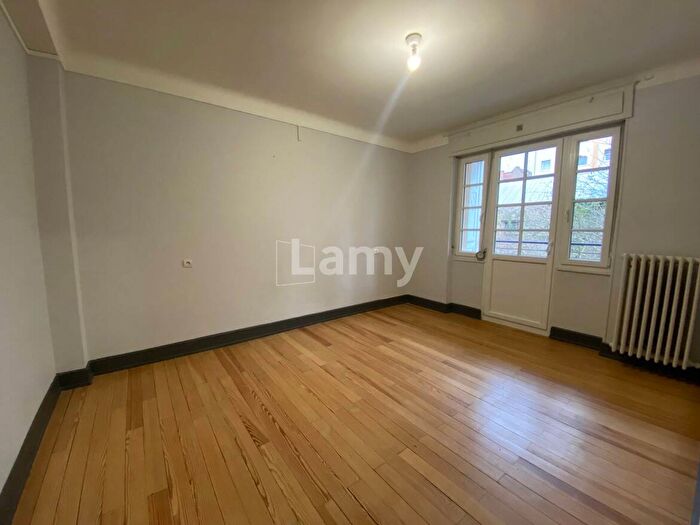 Appartement à louer - Neudorf Ouest Centre, Strasbourg - 4 pièces