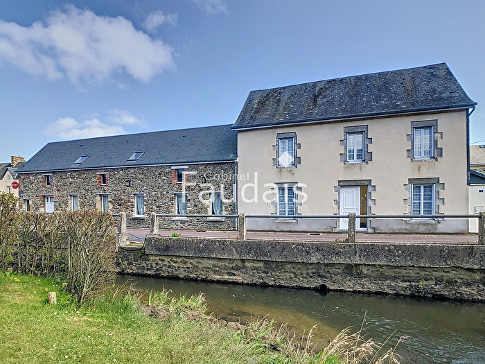 Maison à vendre - Muneville-le-Bingard - 9 pièces - 5 chambres