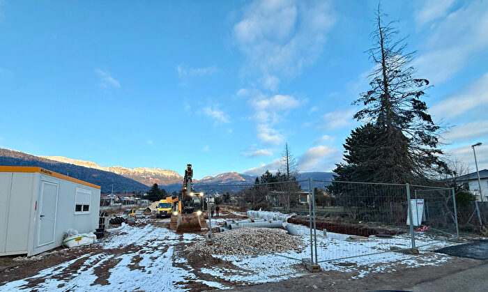 Maison à vendre - Cessy - 5 pièces - 4 chambres