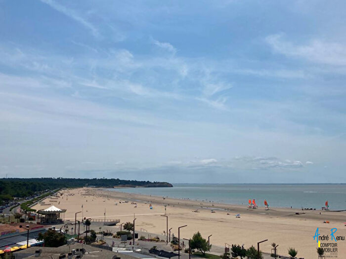 Appartement à vendre - Saint-Georges-de-Didonne, Centre-ville - 4 pièces - 3 chambres