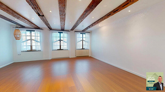 Appartement à vendre - Huningue - 5 pièces - 4 chambres