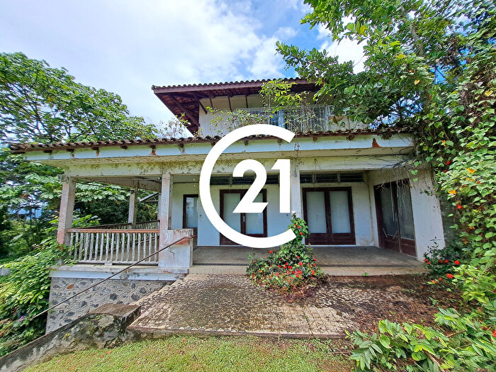 Maison à vendre - Le Robert - 7 pièces - 6 chambres