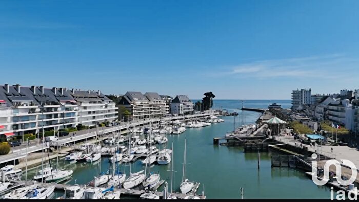 Appartement à vendre - Le Pouliguen - 8 pièces - 4 chambres