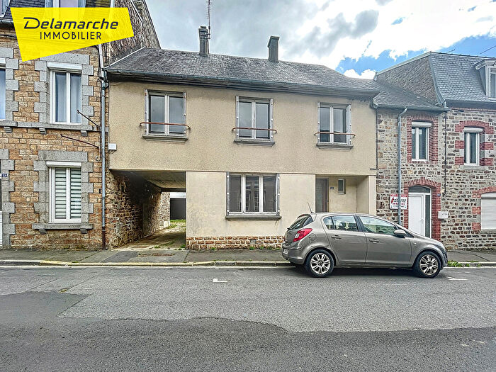 Maison à vendre - La Haye-Pesnel - 5 pièces - 4 chambres