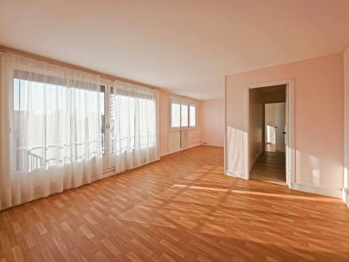Bourgogne-Pasteur, Orléans - Appartement 2 pièces à louer