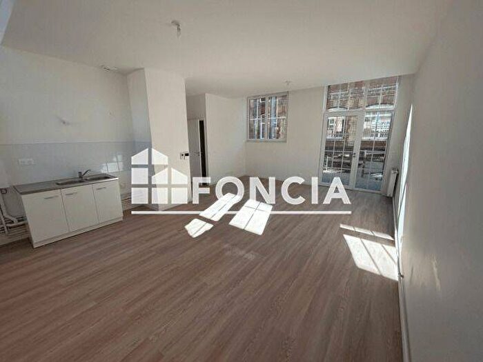 Pampoule-La Ravine, Louviers : Appartement 4 pièces à louer