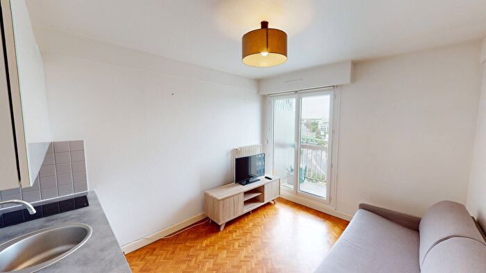 Appartement à louer - Rueil sur Seine-Plaine-Gare, Rueil-Malmaison - 1 pièce