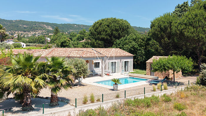 Maison 5 pièces à Le Plan-de-la-Tour, à vendre