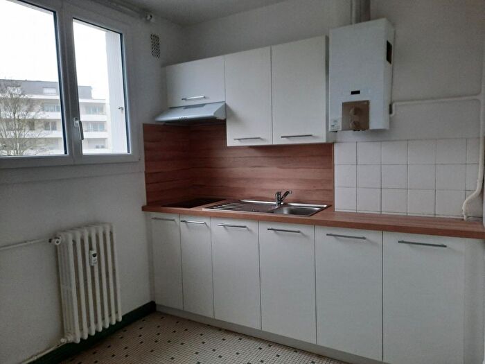 Appartement 1 pièce à louer à Quartiers Ouest, Bourg l'Evesque